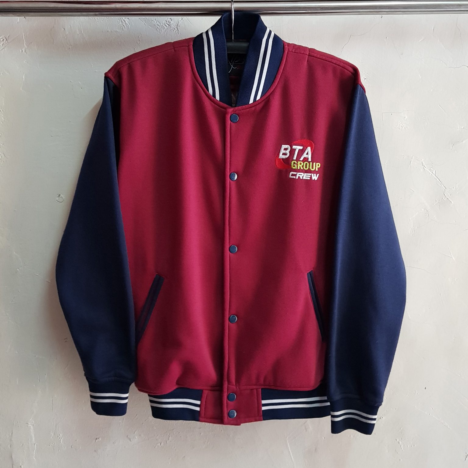 Jaket Kelas, Seragam Jaket College BTA8 - Kips Style